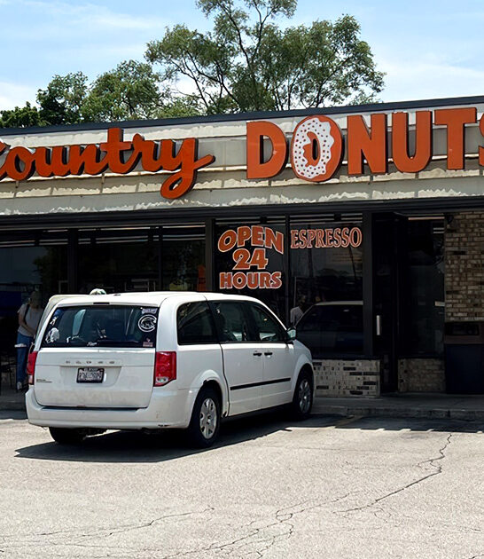 unassuming donut bakery illinois ftr