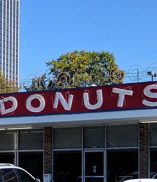 unassuming donut shops tennessee ftr