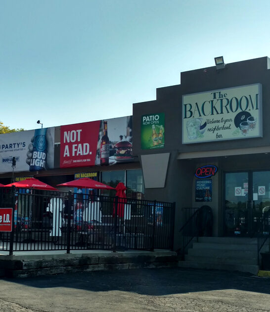 unassuming restaurant cheeseburgers ohio ftr
