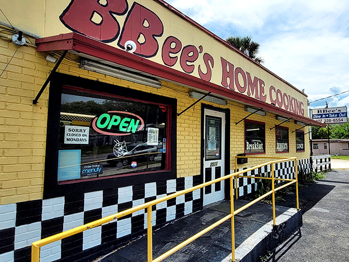 The sunshine-yellow exterior of BBee's stands out like a beacon of breakfast hope on Sanford Avenue, promising home cooking that'll make your taste buds dance.
