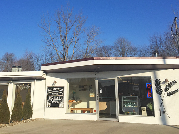 The unassuming exterior of Brimfield Bread Oven belies the culinary treasures within. Like finding a Picasso at a yard sale, this modest bakery delivers extraordinary delights.