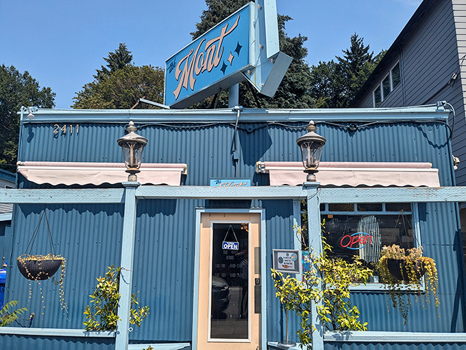 The Mont's electric blue exterior isn't just a building&mdash;it's a morning beacon of hope for the breakfast-deprived masses of Portland.