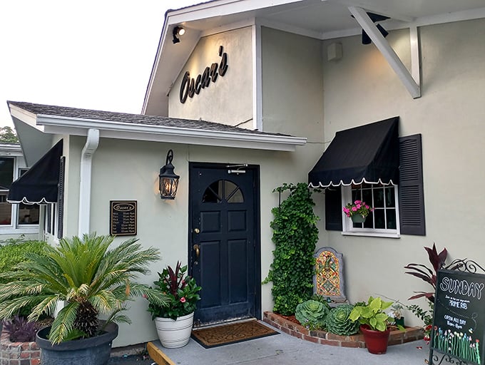 The unassuming white exterior of Oscar's belies the culinary treasures within&mdash;like finding a pearl in the most ordinary-looking oyster in Summerville.