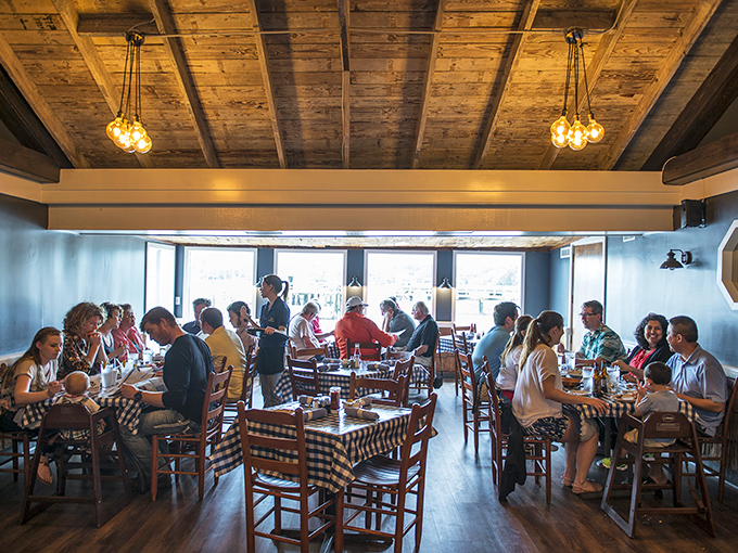 The unassuming exterior of Hudson's belies the seafood paradise within. Like finding a treasure chest disguised as a tackle box.