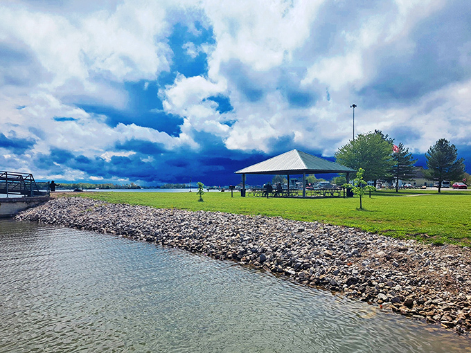 Cloud drama worthy of a Hollywood blockbuster sets the stage at Buckeye Lake's shoreline, where that picnic shelter practically begs for your sandwich unwrapping ceremony.