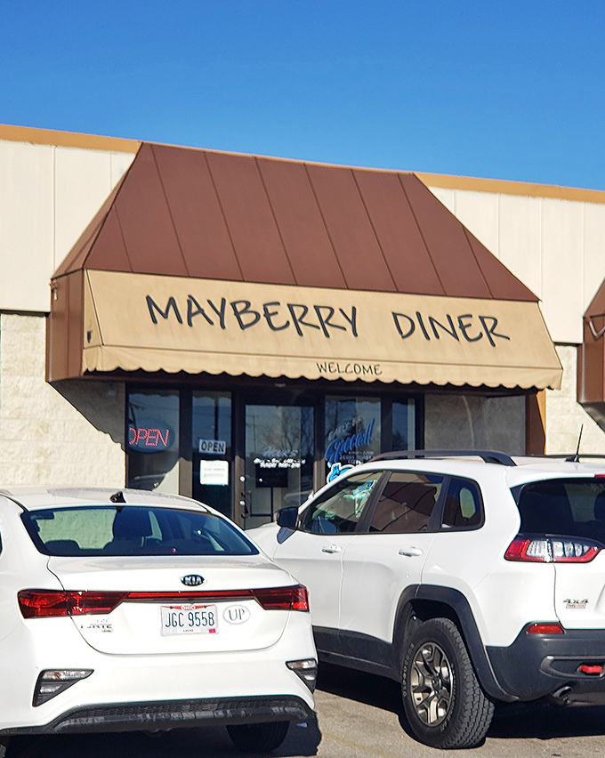 The modest exterior of Mayberry Diner promises no frills, just honest food &ndash; like finding a $20 bill in last year's winter coat. 