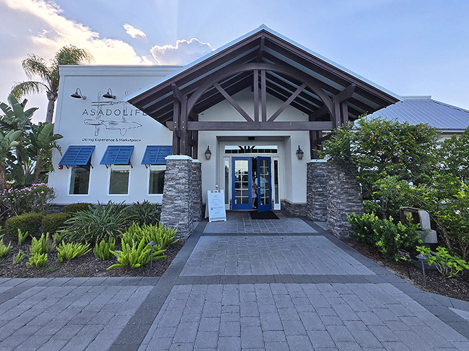 This unassuming facade hides culinary treasures that would make even the most seasoned food explorer weak in the knees.