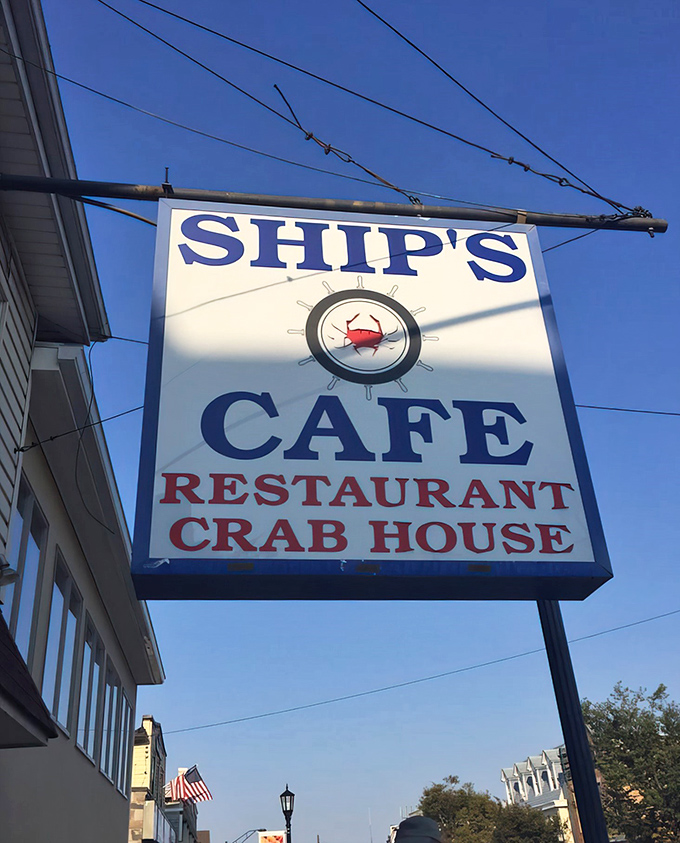 Ships Cafe's unassuming exterior whispers rather than shouts&mdash;the best seafood spots usually do.