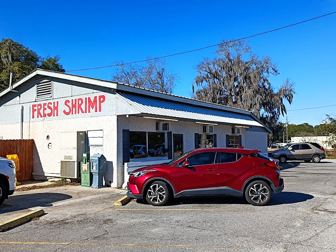 This unassuming roadside gem proves that culinary treasures rarely advertise themselves with flashy facades.