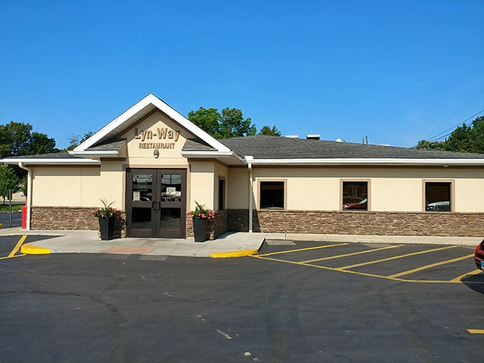 The unassuming exterior of Lyn-Way Restaurant proves once again that culinary treasures often hide behind modest facades. Like finding Shakespeare in paperback.