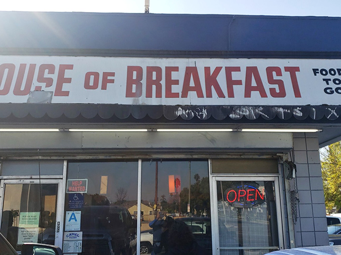 The unassuming storefront says it all: "HOUSE OF BREAKFAST." No fancy marketing needed when the food speaks this eloquently.