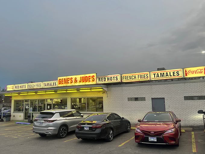 The white brick time machine on River Road beckons with its no-nonsense signage. RED HOTS, FRENCH FRIES, TAMALES&mdash;everything you need, nothing you don't.