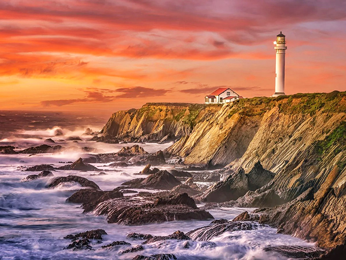 Standing tall like California's answer to the Leaning Tower of Pisa (minus the lean), this coastal sentinel has been keeping ships off the rocks since 1908.