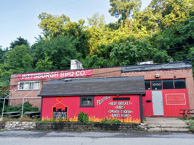 This brick building with flame decorations isn't trying to impress you with fancy architecture &ndash; it's too busy smoking meat to perfection.