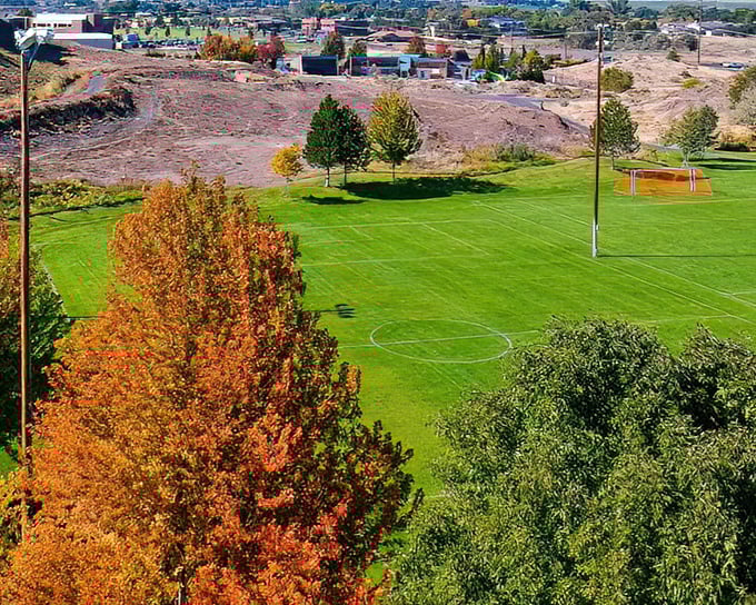 Hermiston's riverside parks offer that perfect blend of natural beauty and small-town tranquility. Retirement goals, perfectly framed.