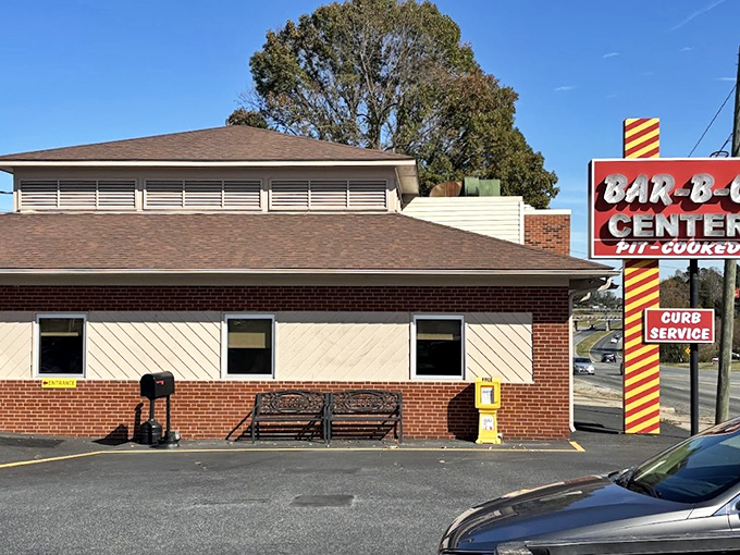 The unassuming brick exterior of The Barbecue Center stands like a humble guardian of flavor traditions. No fancy frills, just the promise of pit-cooked perfection.