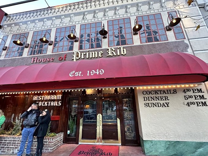 The iconic red awning beckons meat lovers like a carnivorous lighthouse on Van Ness Avenue. Resistance is futile&mdash;and why would you even try?