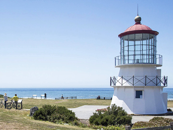 Standing proudly against the Pacific blue, this 43-foot maritime sentinel looks like it belongs on a postcard you'd send to make friends jealous.