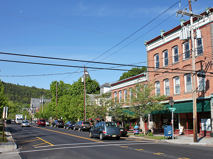 Broad Street beckons with its historic brick buildings and tree-lined sidewalks &ndash; small-town America that somehow avoided the chain store apocalypse.