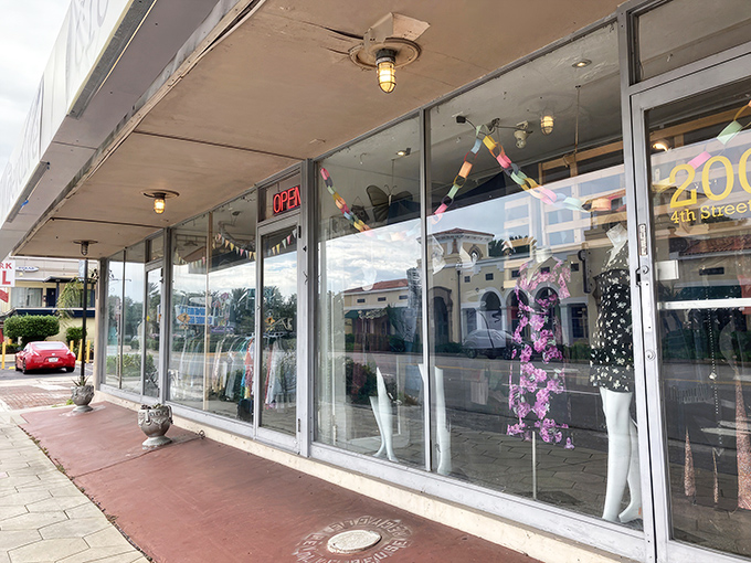 The red, white, and blue exterior promises patriotic shopping adventures inside this St. Petersburg treasure trove.