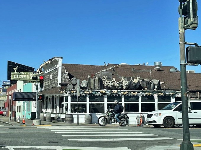 The iconic martini glass sign beckons seafood lovers like a lighthouse for the hungry. This Bayshore Boulevard landmark has weathered San Francisco's changes with salty resilience.