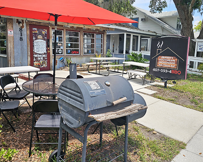 The unassuming exterior of Granny's Southern Smokehouse proves once again that the best barbecue joints rarely dress to impress. Smoke signals of deliciousness await inside.