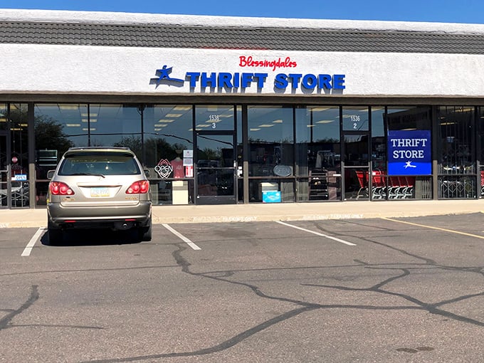 That blue star logo beckons like a beacon of bargain hunting bliss in the Phoenix sunshine.