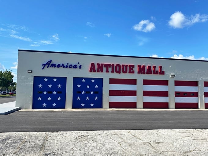 The patriotic facade of America's Antique Mall isn't subtle &ndash; it's like Uncle Sam and Betsy Ross collaborated on a warehouse makeover.