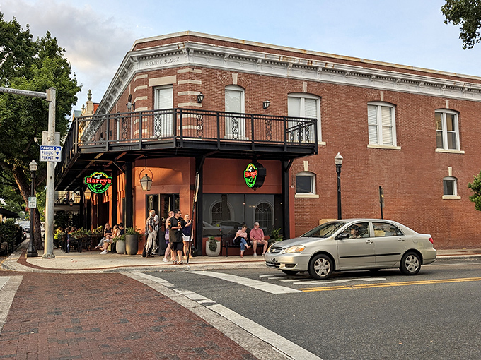 Harry's corner location brings New Orleans charm to downtown Lakeland, complete with wrought-iron balcony that practically begs you to sip hurricanes and people-watch.