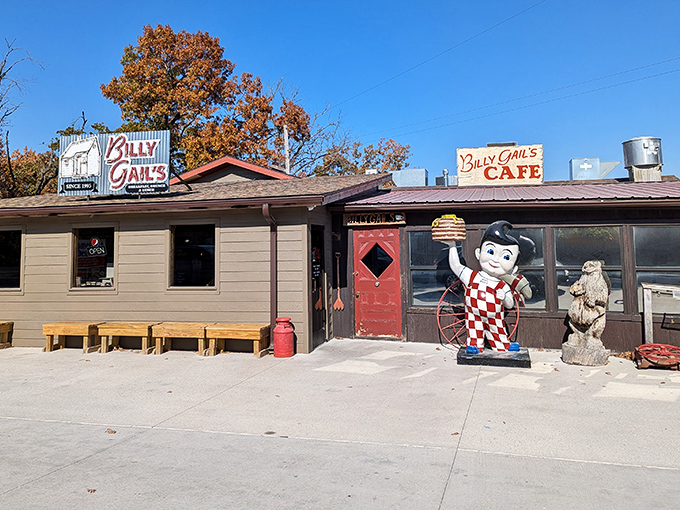 The unassuming log cabin exterior of Billy Gail's belies the breakfast magic happening inside. Like finding a treasure chest disguised as a toolshed.