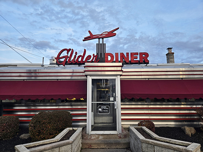 That little red airplane isn't just decoration &ndash; it's pointing you toward culinary heaven in classic diner style.