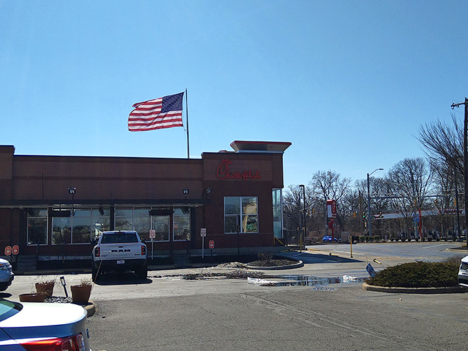 The American flag waves proudly above Boil Shack, as if announcing "Some of the best seafood in Ohio happens right here, folks!"