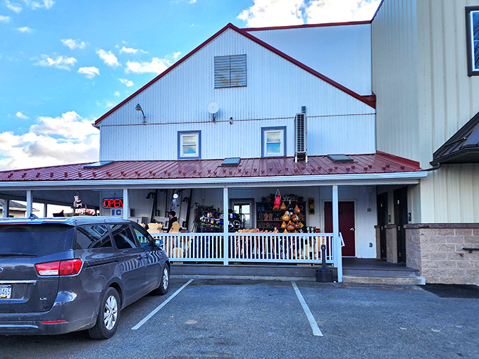 Step inside this unassuming bakery where Pennsylvania Dutch magic happens daily behind humble walls.