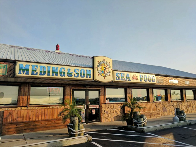 The unassuming exterior of Meding's Seafood stands like a beacon for hungry travelers &ndash; proof that culinary treasures often hide in plain sight.