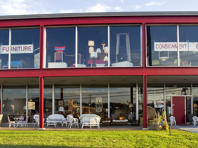 The crimson facade isn't just eye-catching—it's a siren call to treasure hunters. Like a Vegas casino, what happens inside might empty your wallet, but oh, the stories you'll tell!