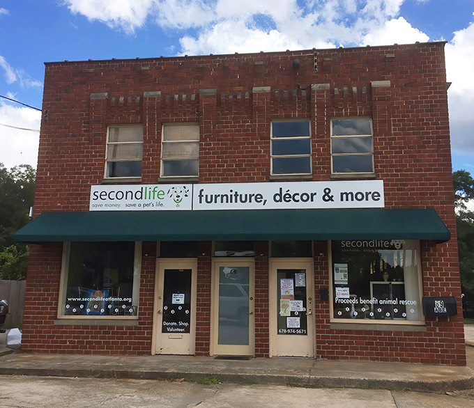 The unassuming brick fa&ccedil;ade of Second Life hides a wonderland of treasures within, like finding Narnia in a closet&mdash;but with better furniture options.