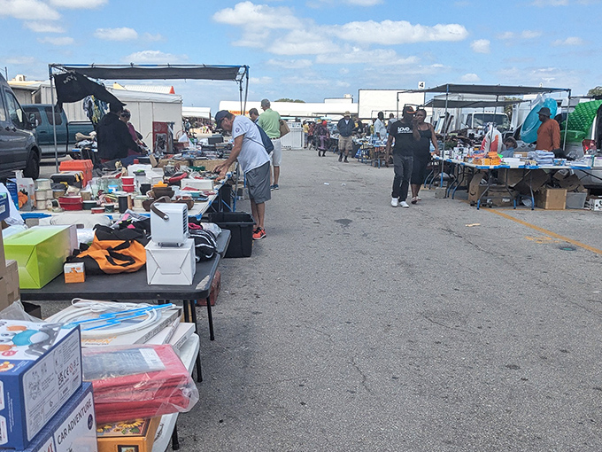 Treasure hunting in its purest form! Rows of tables stretch into the distance, each one a miniature museum of possibilities waiting to be discovered.