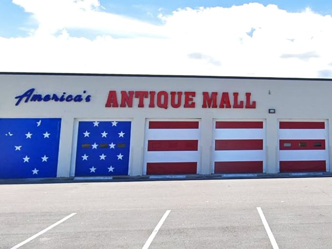 The patriotic facade of America's Antique Mall isn't subtle &ndash; it's like Uncle Sam and Betsy Ross collaborated on a warehouse makeover.