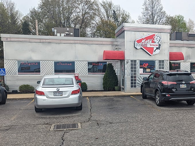 That iconic red and white sign isn't just welcoming you to a meal&mdash;it's inviting you to step back in time. Pure Americana awaits inside.