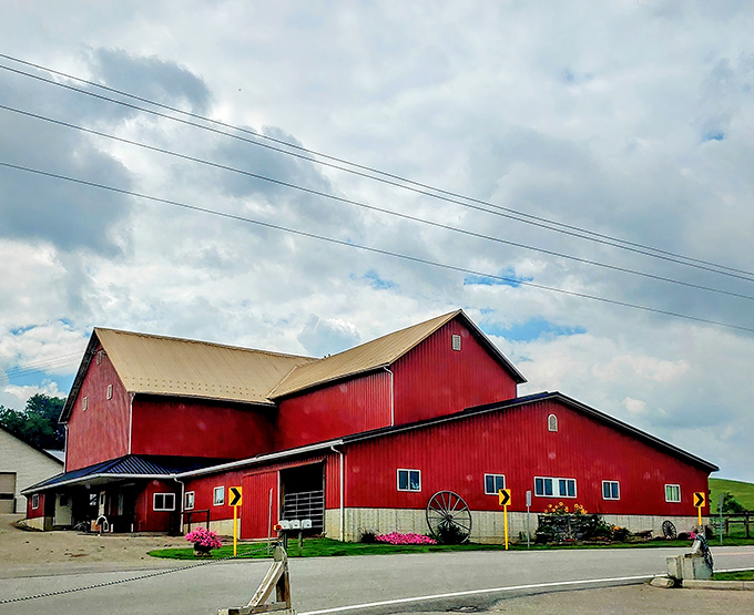 The iconic red barn of Hershberger's stands proudly against the Ohio sky, like a beacon calling to all who appreciate the finer things in life&mdash;namely, carbs. 