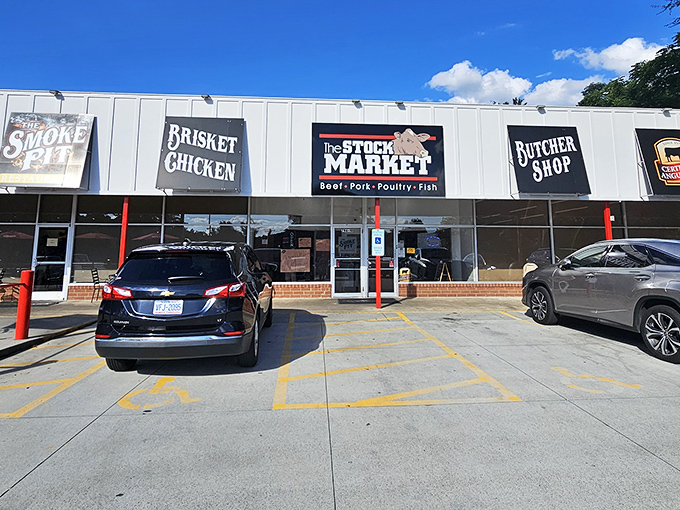 The unassuming storefront speaks the universal language of BBQ &ndash; big bold signs promising meaty delights that'll make your car practically park itself.