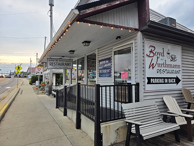 Where time stands still but the coffee keeps flowing. This charming white clapboard restaurant in Berlin, Ohio welcomes Amish buggies and hungry travelers alike.