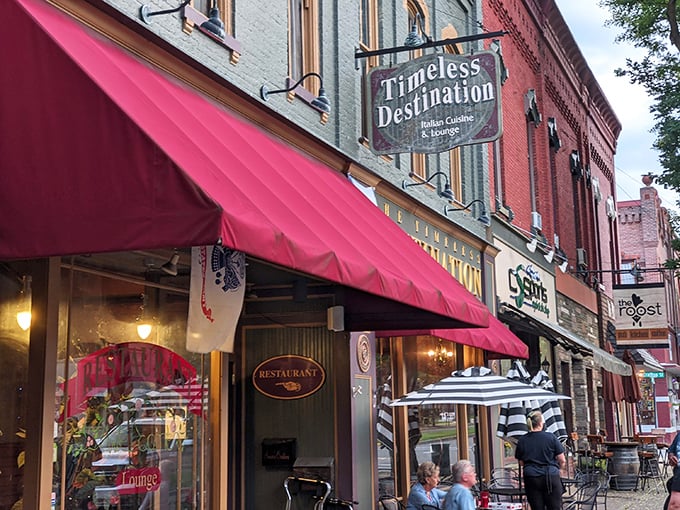 Your new favorite wing spot doesn't need neon signs &ndash; just word of mouth and really good chicken.