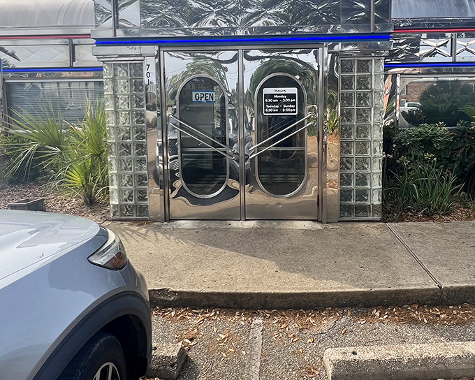 Those gleaming glass block windows and chrome doors aren't just an entrance&mdash;they're a time portal to when breakfast was an event and calories were just suggestions.