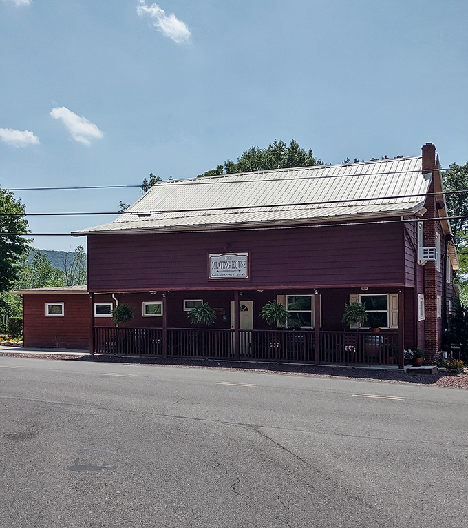 The burgundy exterior of The Meating House might not scream "culinary destination," but like your favorite paperback, it's what's inside that counts.