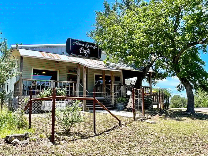 The unassuming red exterior of Alamo Springs Caf&eacute; stands like a burger beacon in the Hill Country wilderness. Texas food pilgrims know: appearances can be deliciously deceiving.