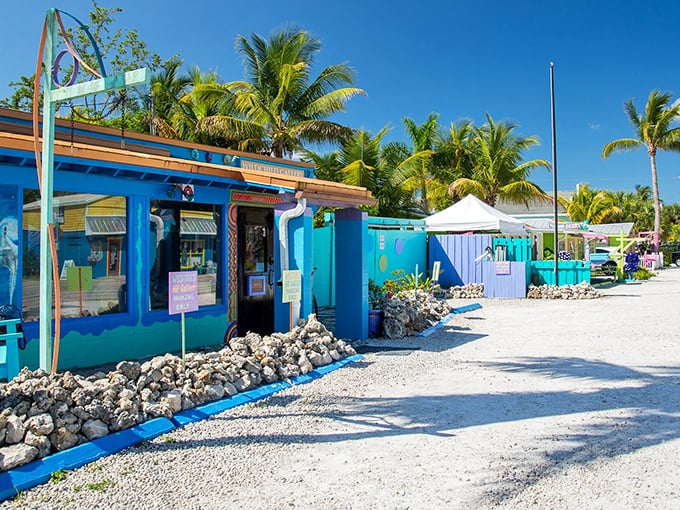Those vibrant buildings aren't just colorful &ndash; they're practically auditioning for a starring role in a tropical dream sequence.