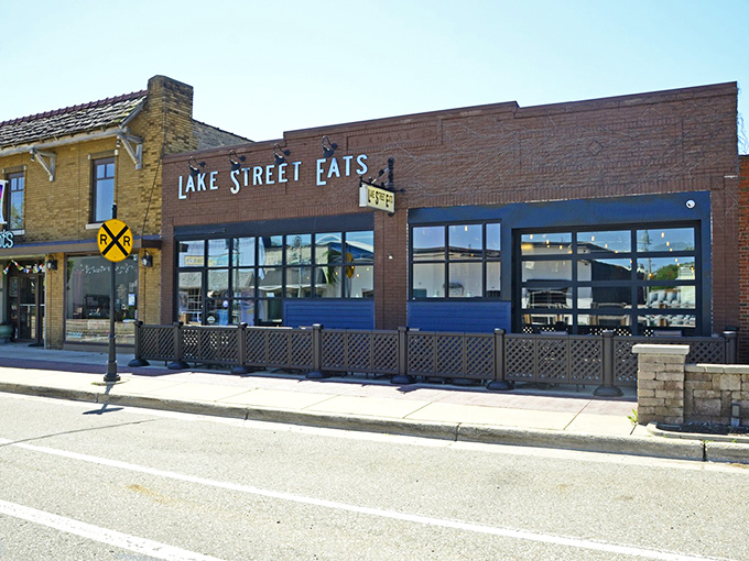 The unassuming brick exterior of Lake Street Eats hides culinary treasures within, like finding a Michelin star in your neighbor's garage.