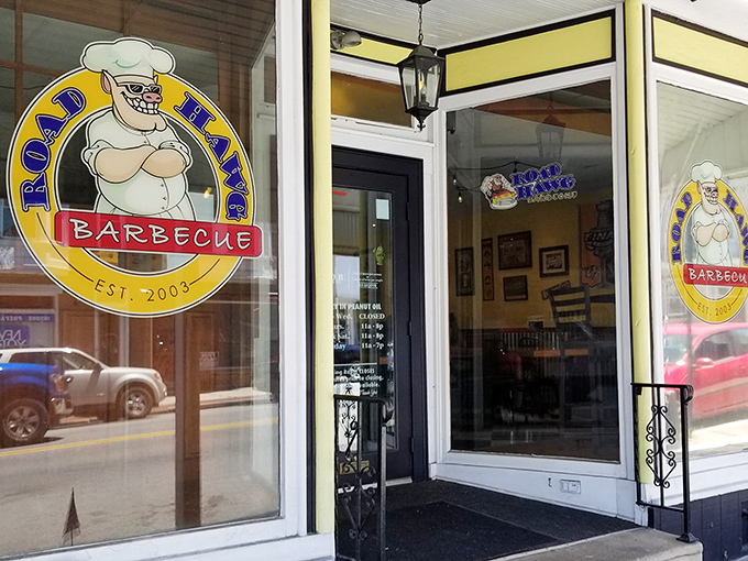 The cartoon pig chef on Road Hawg's storefront isn't just cute&mdash;he's making a bold promise that this Dillsburg joint takes its barbecue seriously.