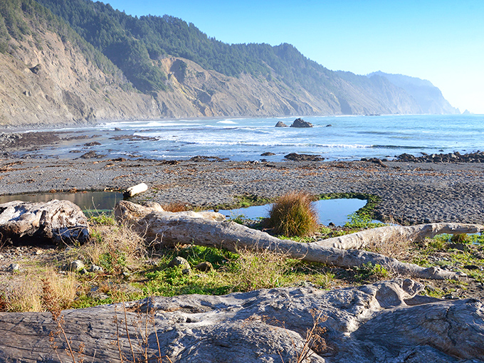 Black sand beaches meet turquoise waters along this untouched coastline. Nature's perfect recipe for solitude with a side of spectacular views.